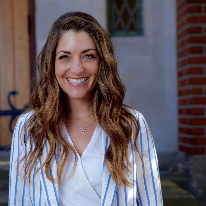 Ashley Stroup - Windermere Bainbridge Island Broker